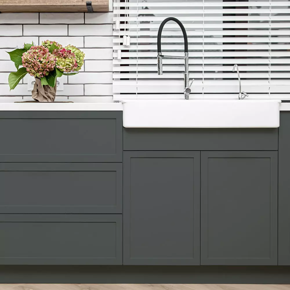 Shaker cabinet doors store